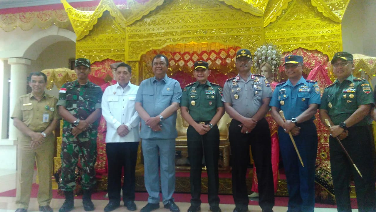 Kunjungi Sumbar Pangdam I Bukit Barisan Dukung Teluk Bayur Jadi